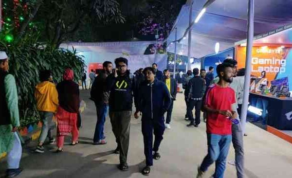 Visitors throng City IT Mega Fair on its 2nd day